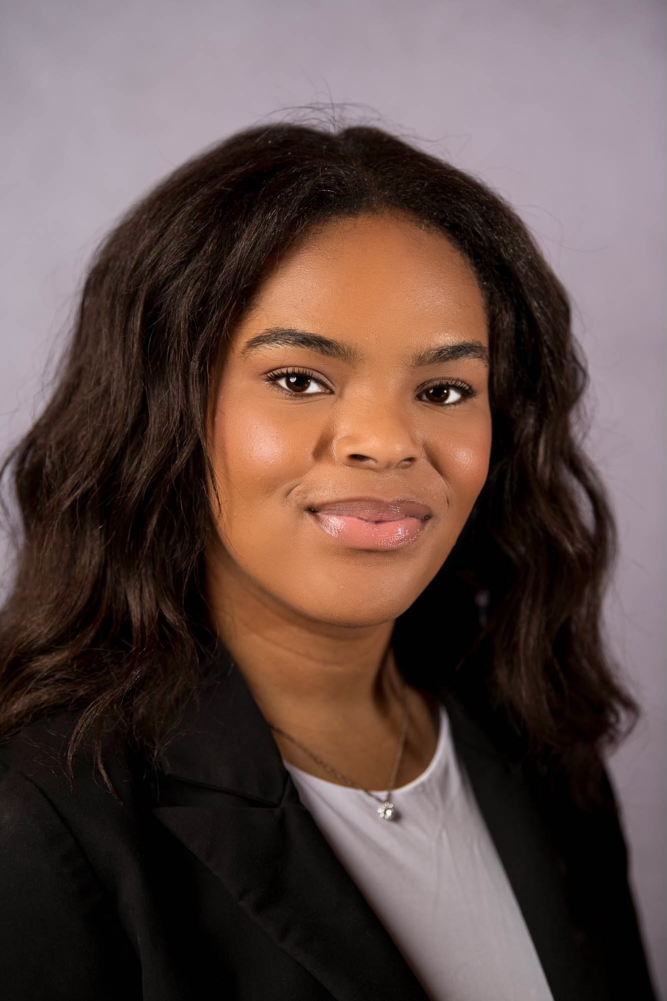 2023 Mildred C. Hanson, SIOR, Memorial Scholarship Awarded to Nikki ...